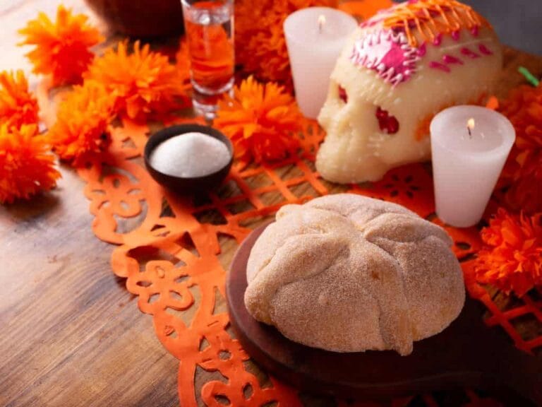 Día de los Muertos vs. Halloween